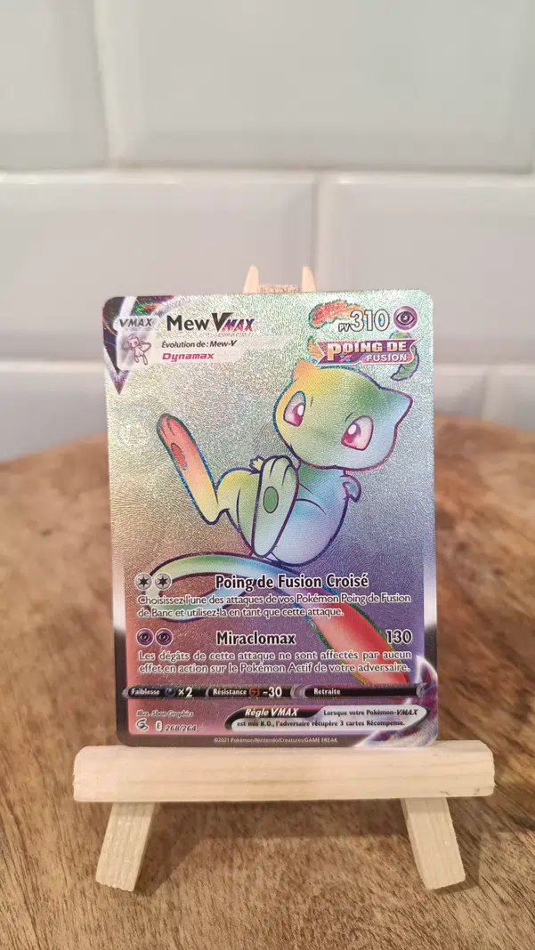 Voggt - buy Mew Vmax Secrète Raimbow EB08