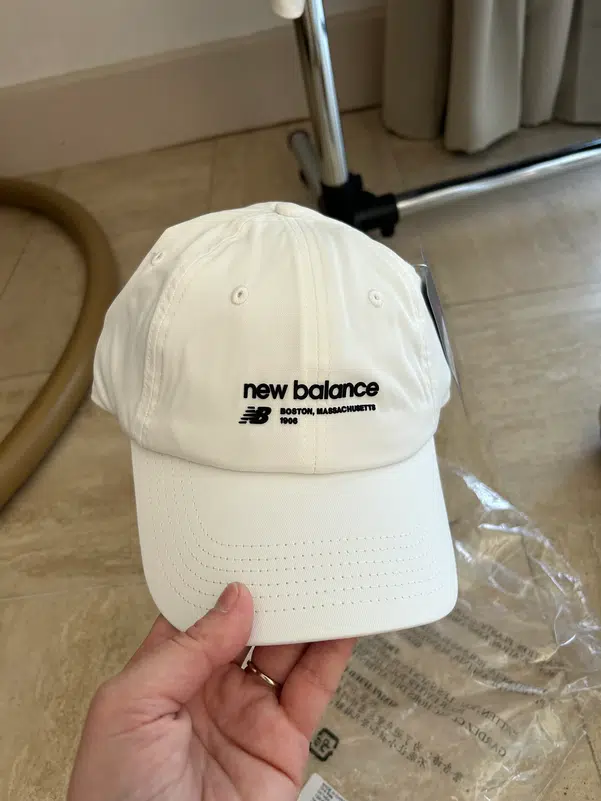 Voggt - buy N11 -Casquette new balance blanc