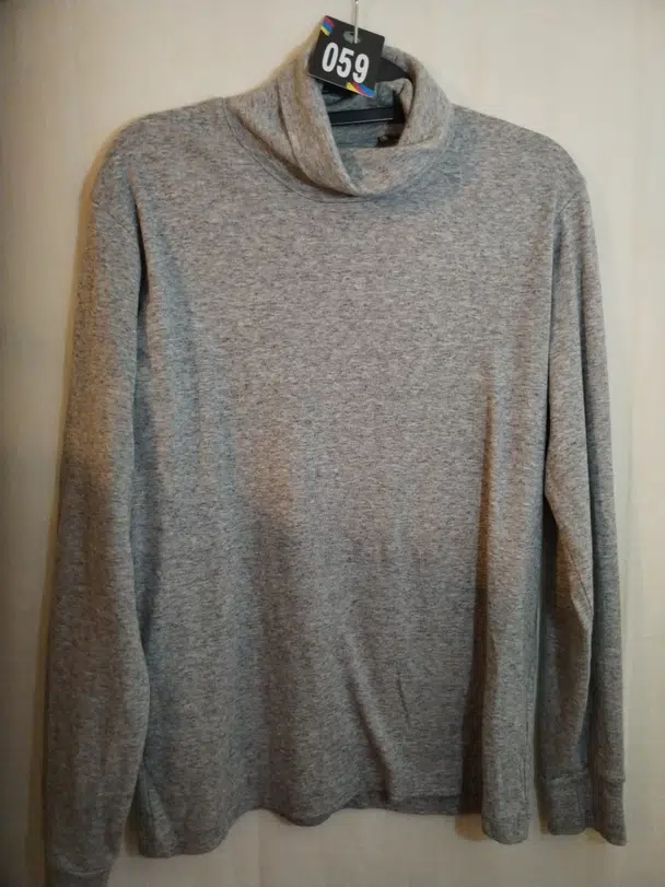 Voggt - buy #59 col rouler Uniqlo