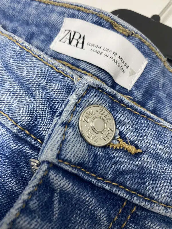 Voggt - buy 📌Jean pâte d’éléph Zara T.44