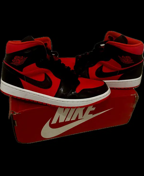 Voggt - buy #2 Nike | J1 mid hot punch | Rouge | 41