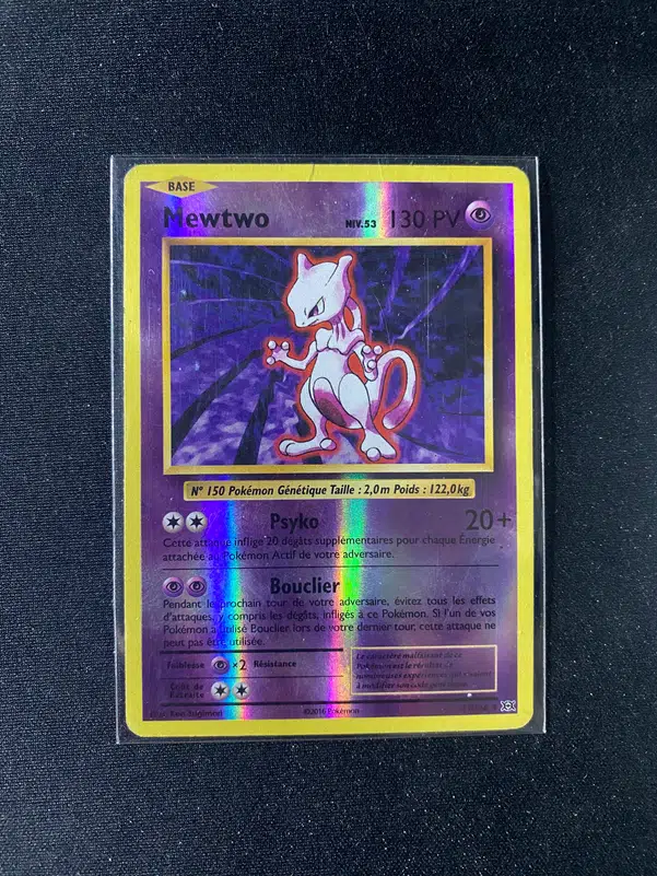 Voggt - buy Mewtwo reverse du évolution