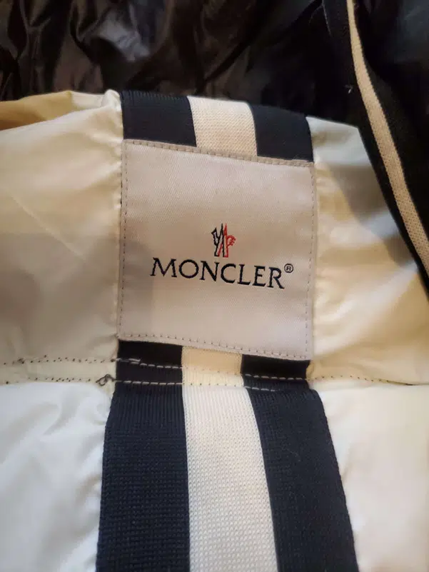Voggt - buy Moncler#7